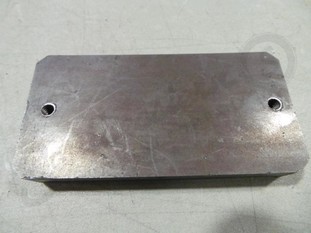 Case Construction Bracket 48043874